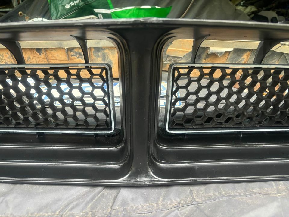 Ford Xb Falcon grill – Holden Exotic Parts