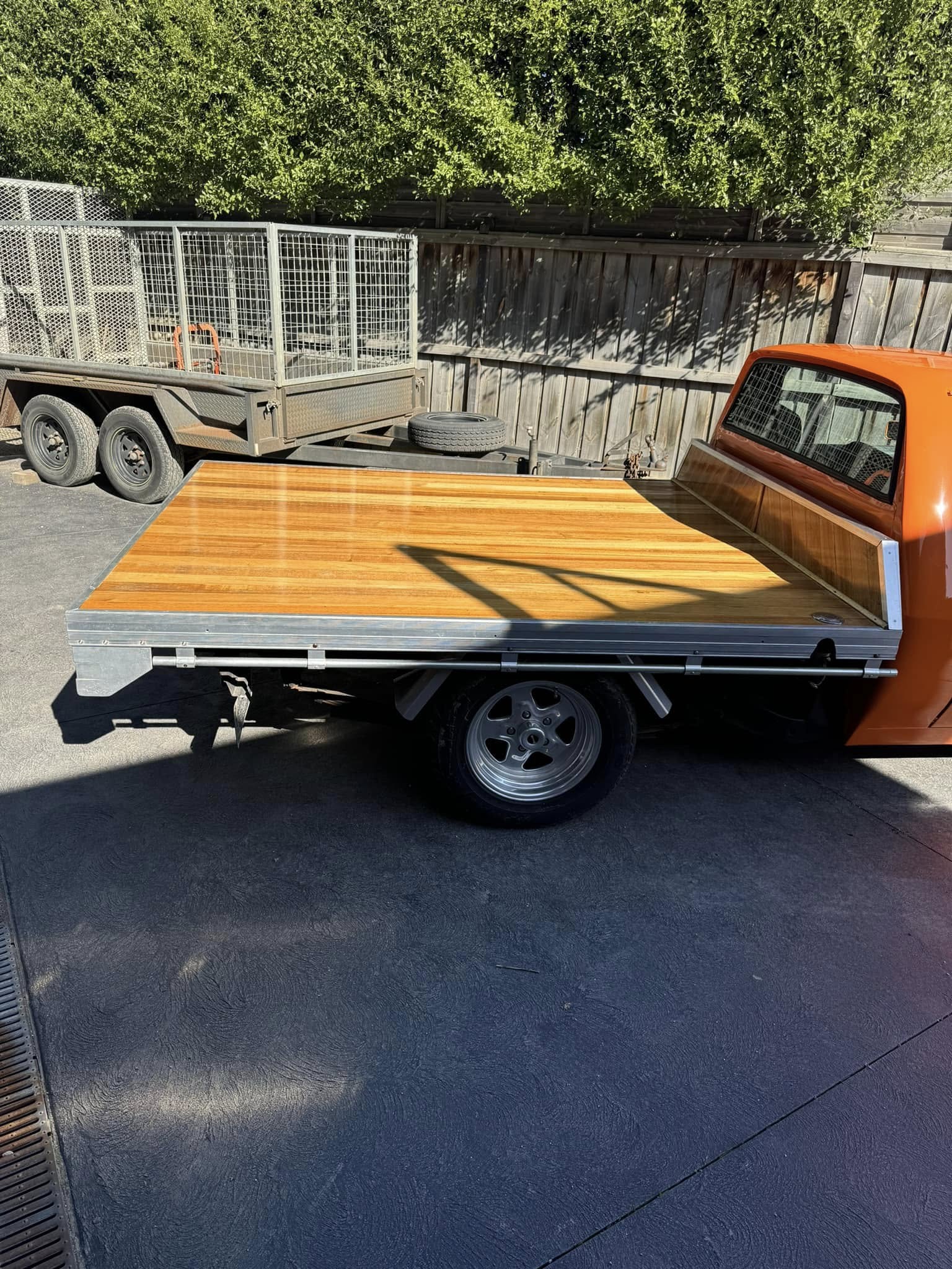 Holden hq to Hz one tonner tray – Holden Exotic Parts